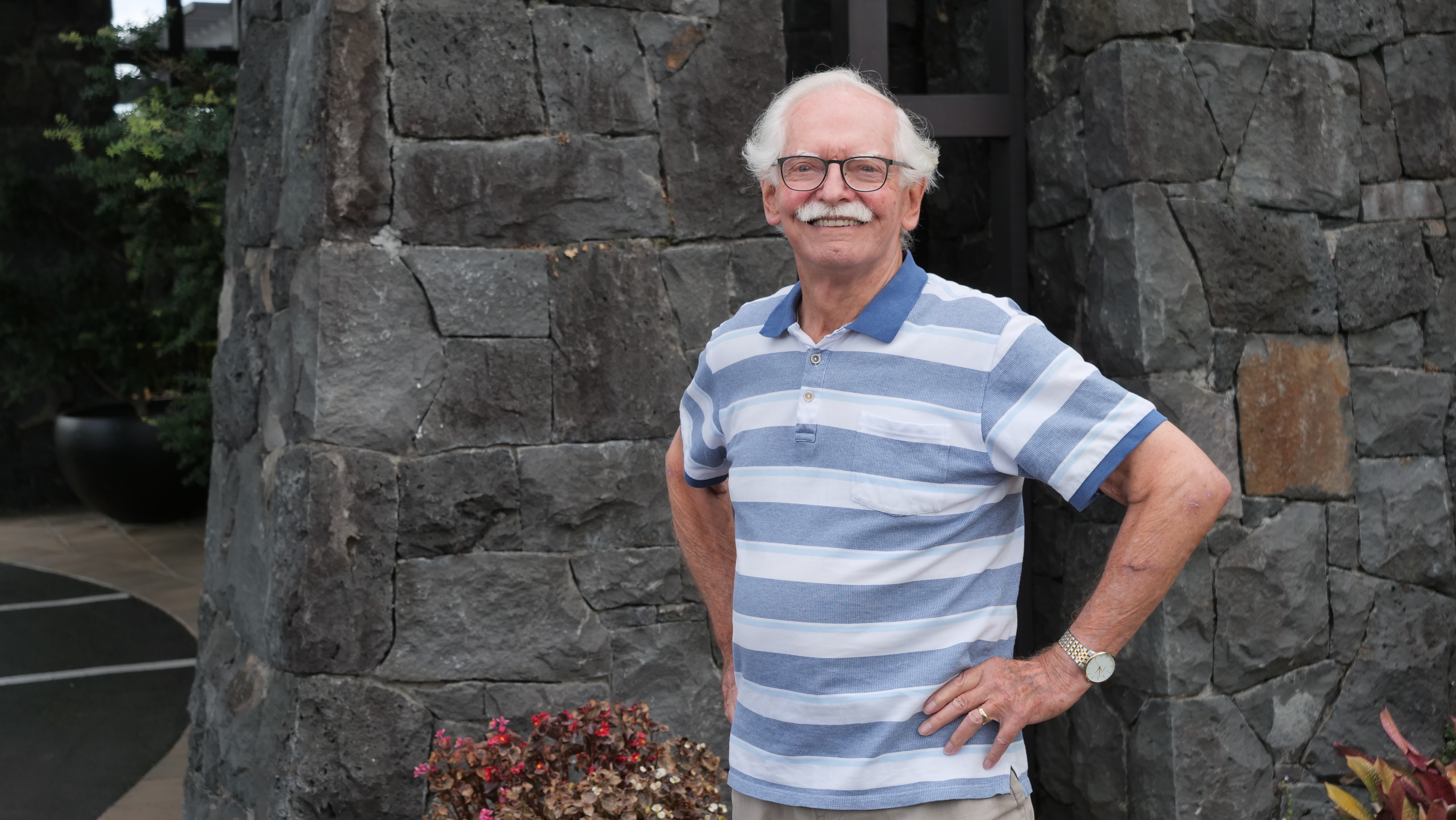 Resident plans to skydive into his 90th year for charity